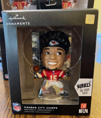 PATRICK MAHOMES 2023 Hallmark Bobblehead Wobbles On Your Tree KC Chiefs ...