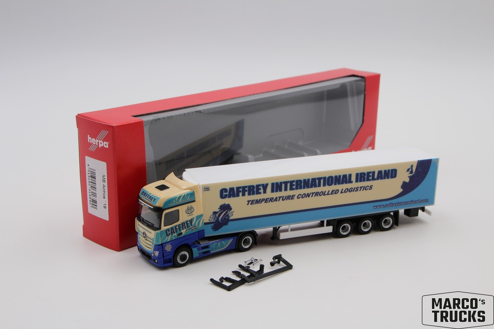 Herpa Mercedes Actros 18 Big Kühlkoffer-Sattelzug Caffrey's Nr. 316590 ...