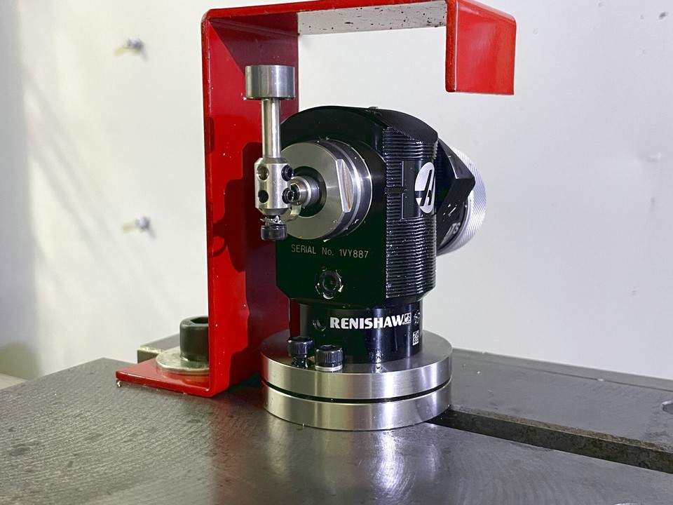 HAAS VF-2 CNC VMC, Probing Systems, Auger, 4th Drive, PCool, Remote Jog ...