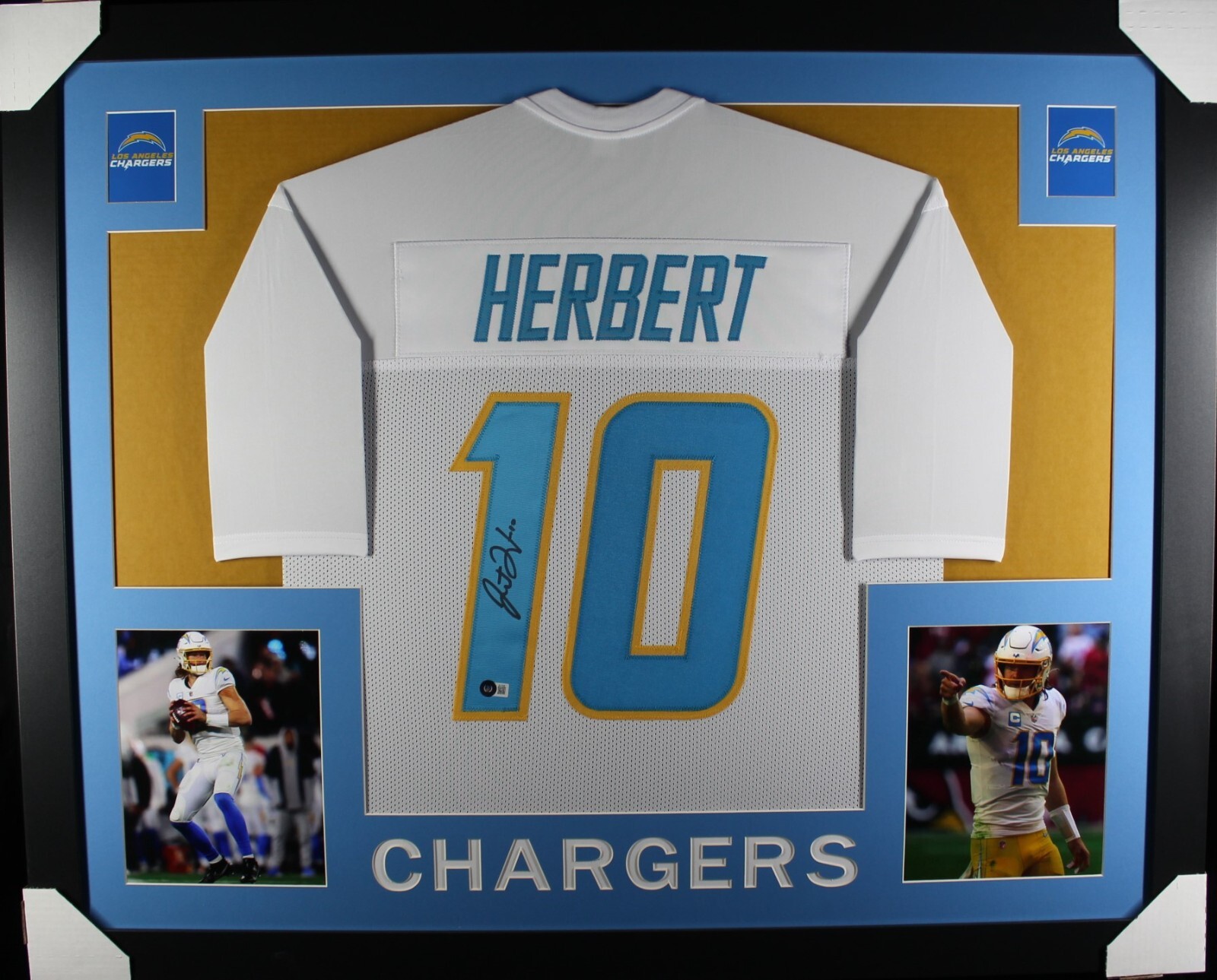 JUSTIN HERBERT Signed/Autographed Custom Jersey in 35x43 Frame ...