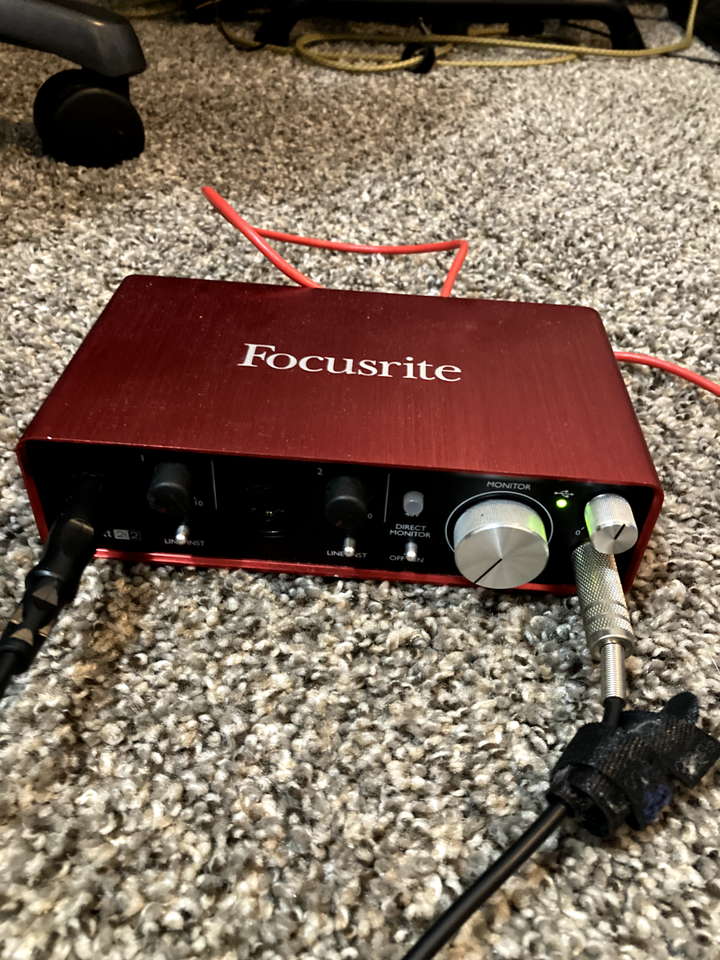 Focusrite Scarlett 2i2 1st Gen, Behringer 1202FX mixer & MXL 770 mic | eBay