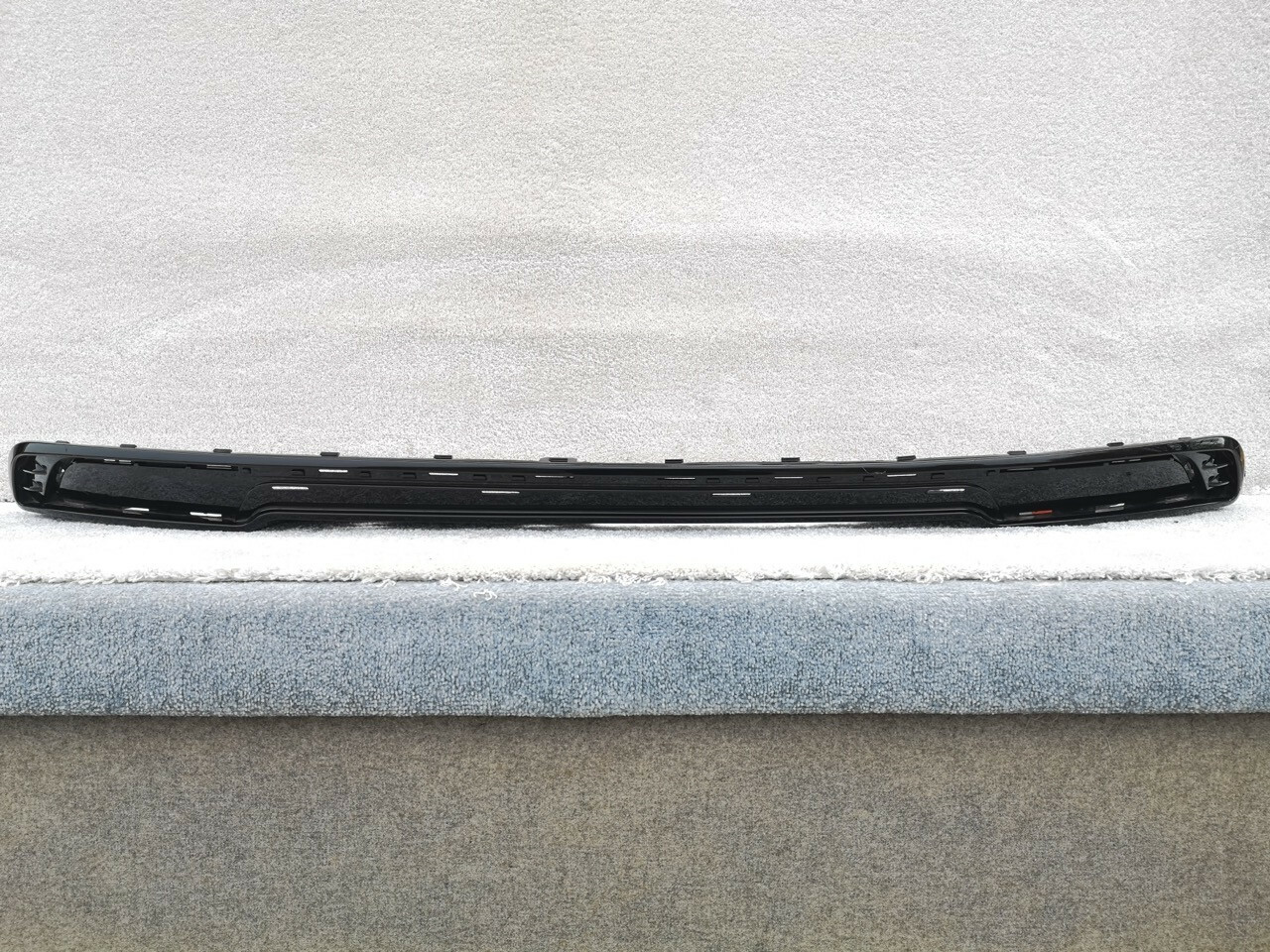 VOLVO V90 R DESIGN 2020-2022 REAR BUMPER DIFFUSER LOWER PART GENUINE ...