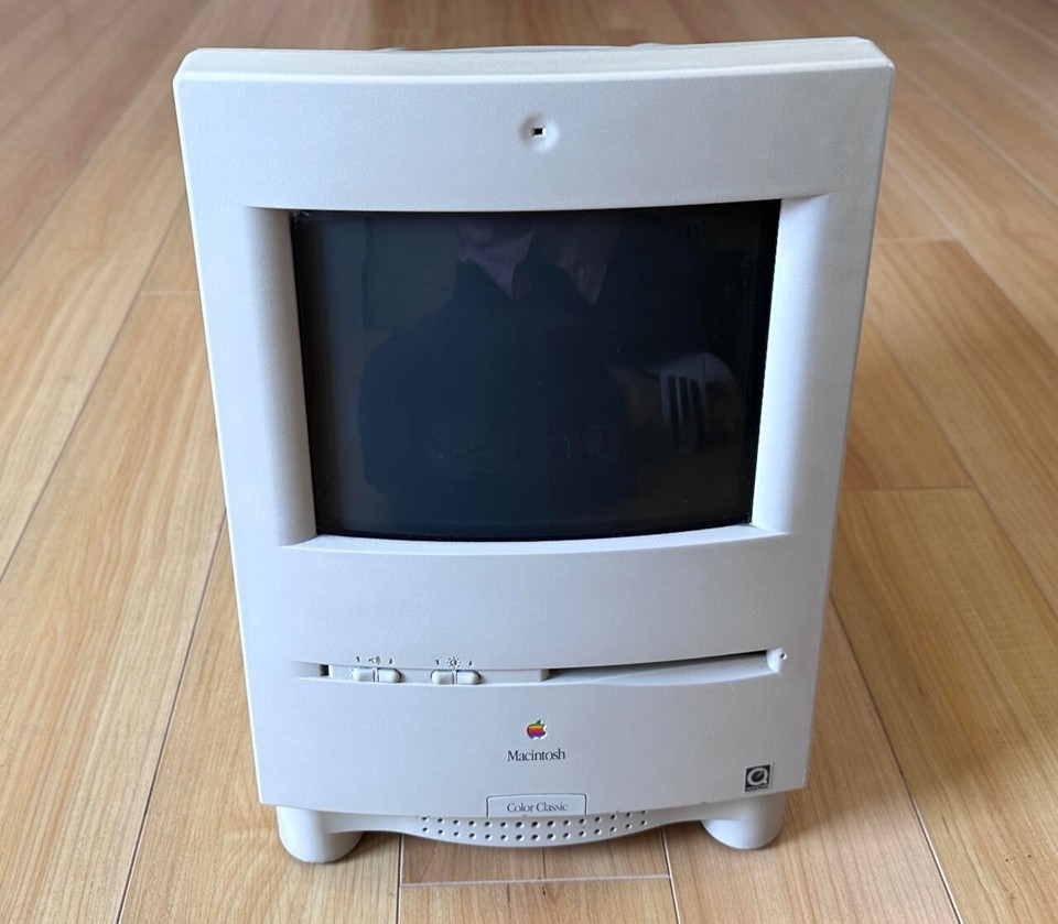 Apple Macintosh Color Classic, Very Clean, Powers up! | eBay