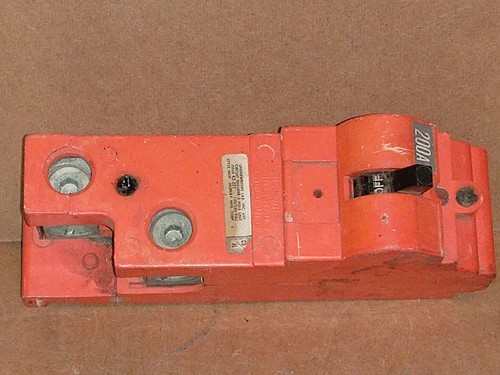 MURRAY TYPE MD 2 POLE 200 AMP STAGGERED LUGS MAIN CIRCUIT BREAKER ...