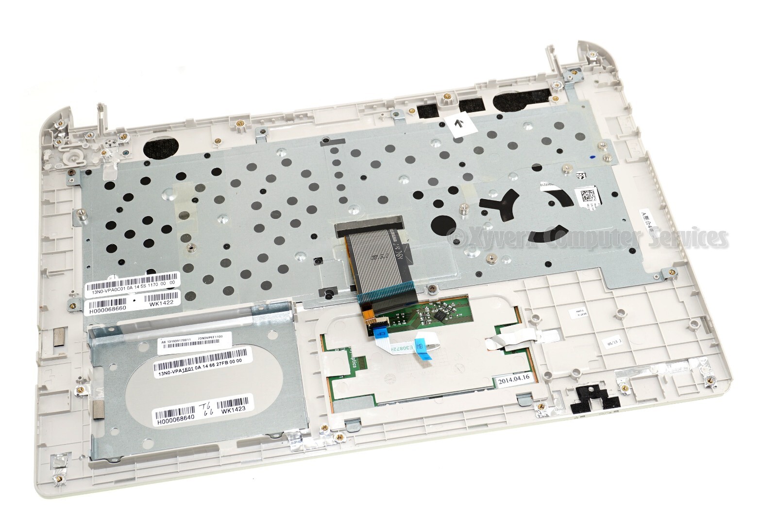 H000068660 13N0-VPA0C01 TOSHIBA TOP COVER SATELLITE E45-B E45-B4200(C ...