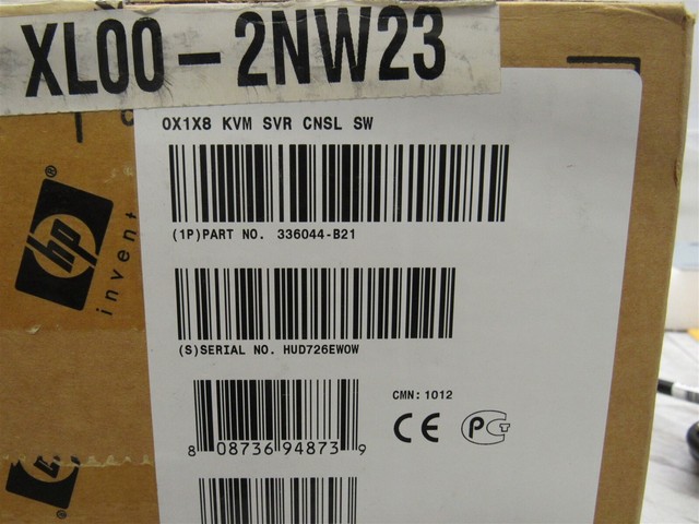 HP Server Console (336044-B21) 8-Ports Rack-Mountable KVM switch PS/2 ...