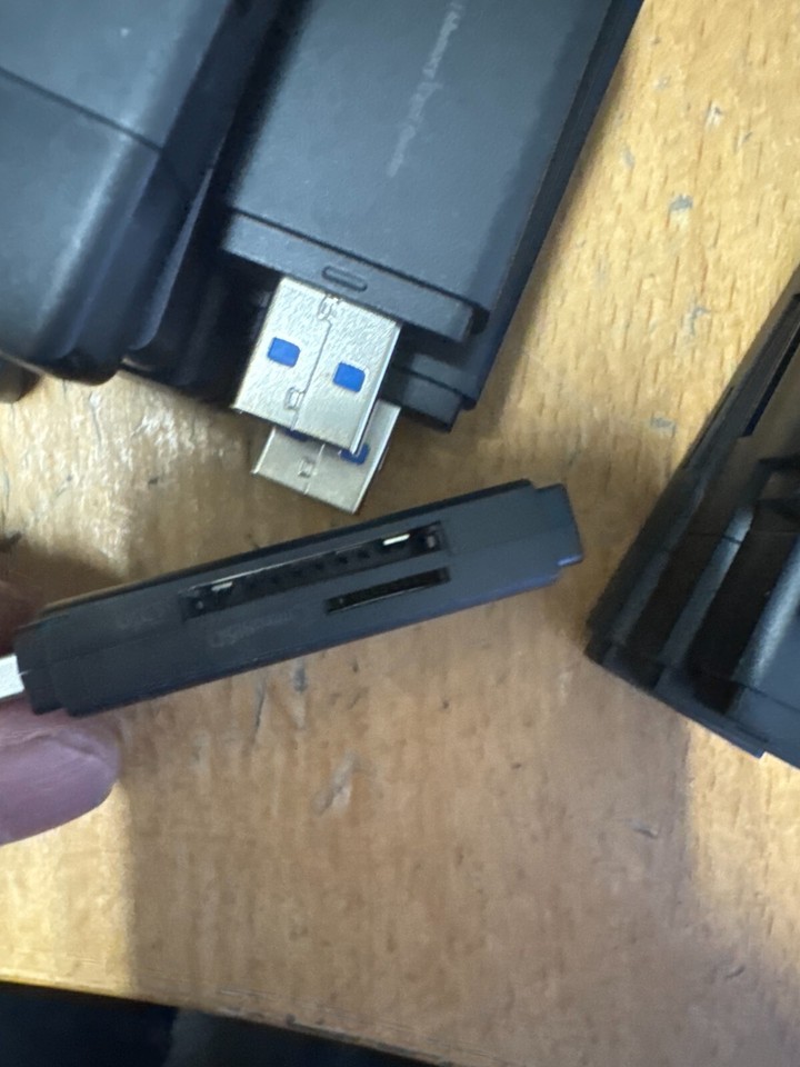 Lot 24 Insignia USB 3.0 SD and microSD Memory Card Reader usb and usb c ...