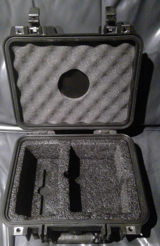 Pelican 1400 Hard Protector Case - Black - Some Foam Waterproof ...