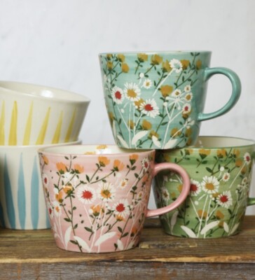 Wild Daisy Mug in Pink Green or Blue, Pretty Floral Meadow Flower ...