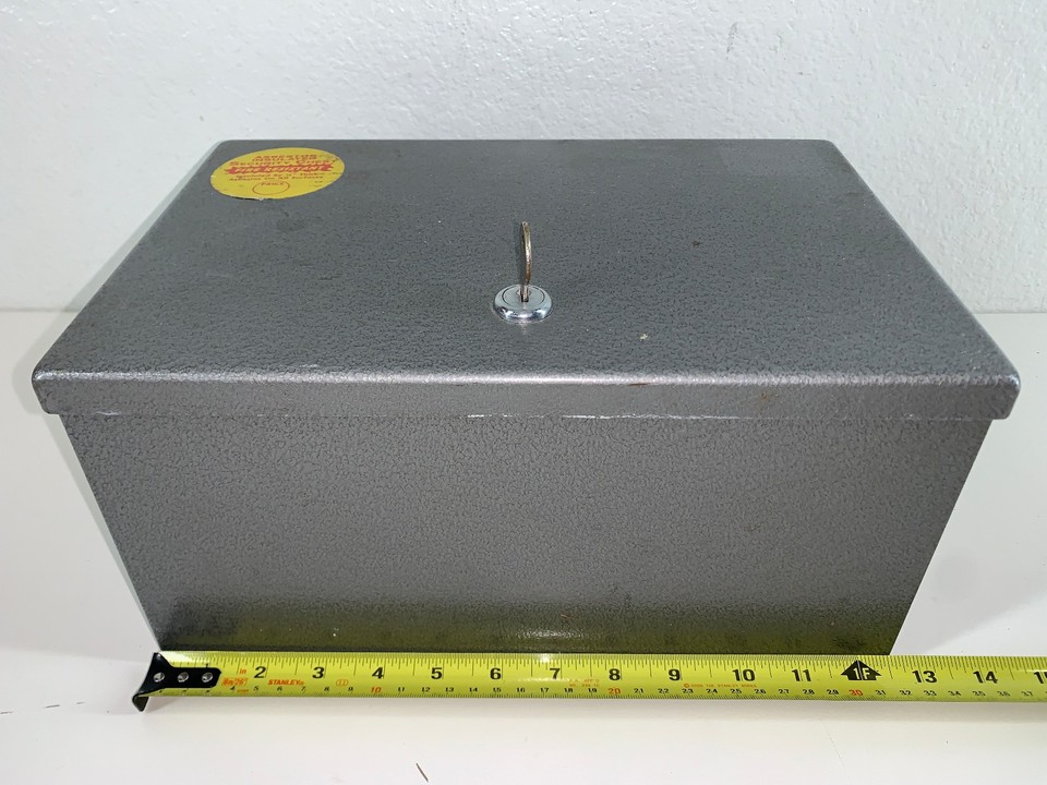 Vintage Rockaway Hammer Paint Fire Resistant Lock Strong Box Cash ...