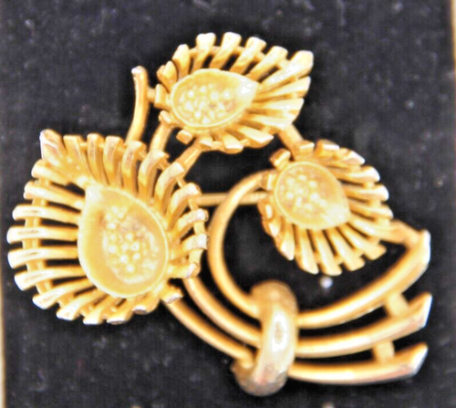 Signed Lisner, Flower Trio, Brooch, Pin, Gold Tone Openwork Leaf Floral ...