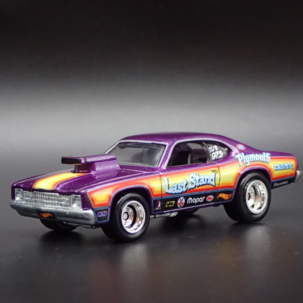 Drag Racing Plymouth Duster