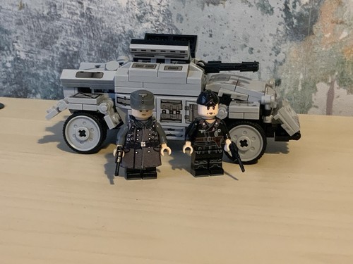 WW2 Mini Figures With Light Armoured Vehicle | eBay