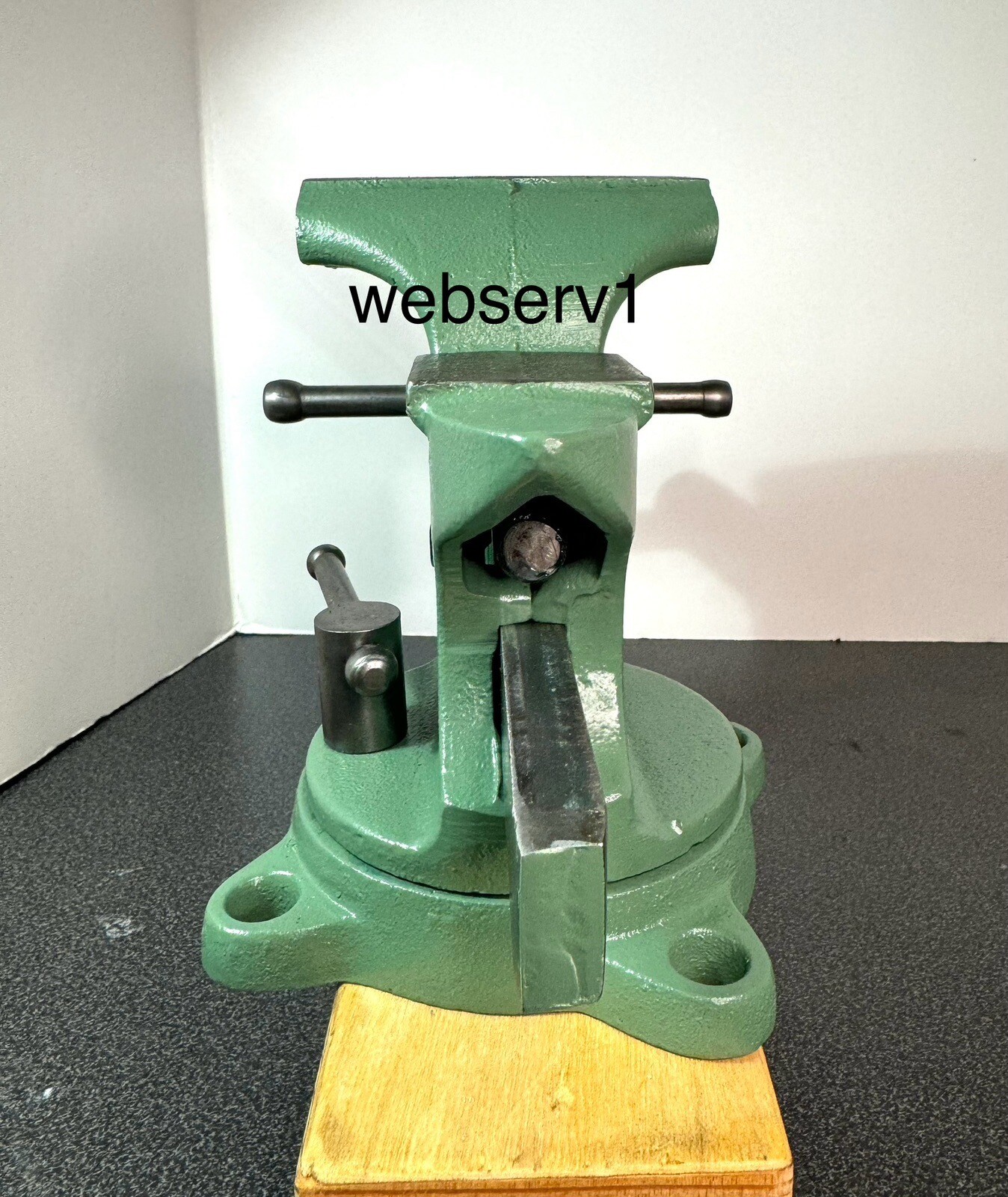 Vintage Chief L4, 4” Bench Vise With Pipe Jaws & Anvil - USA | eBay