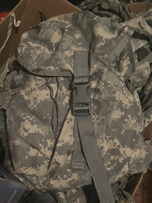 US ARMY MOLLE ACU DIGITAL CAMO SUSTAINMENT POUCH USGI 8465-01-524-7226 ...