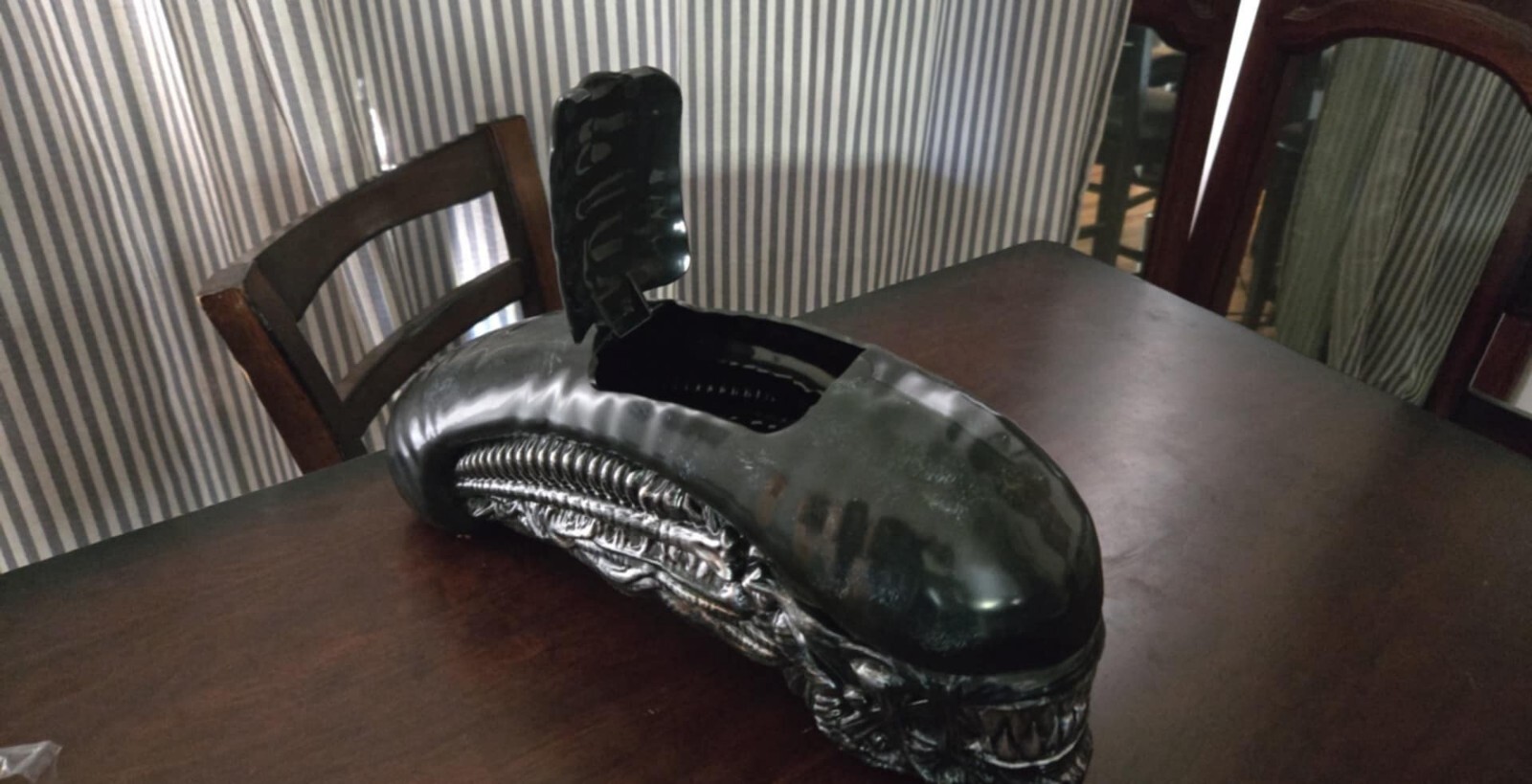 Alien Romulus 2024 Xenomorph Popcorn Bucket | Grelly USA