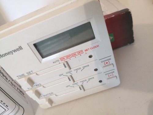 Honeywell ST699B1002 1 Day Electronic Programmer for sale online | eBay