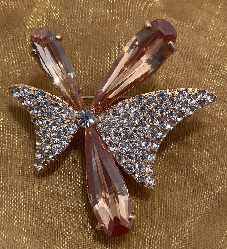 Pave Crystals And Rhinestone Bow Brooch - Gem