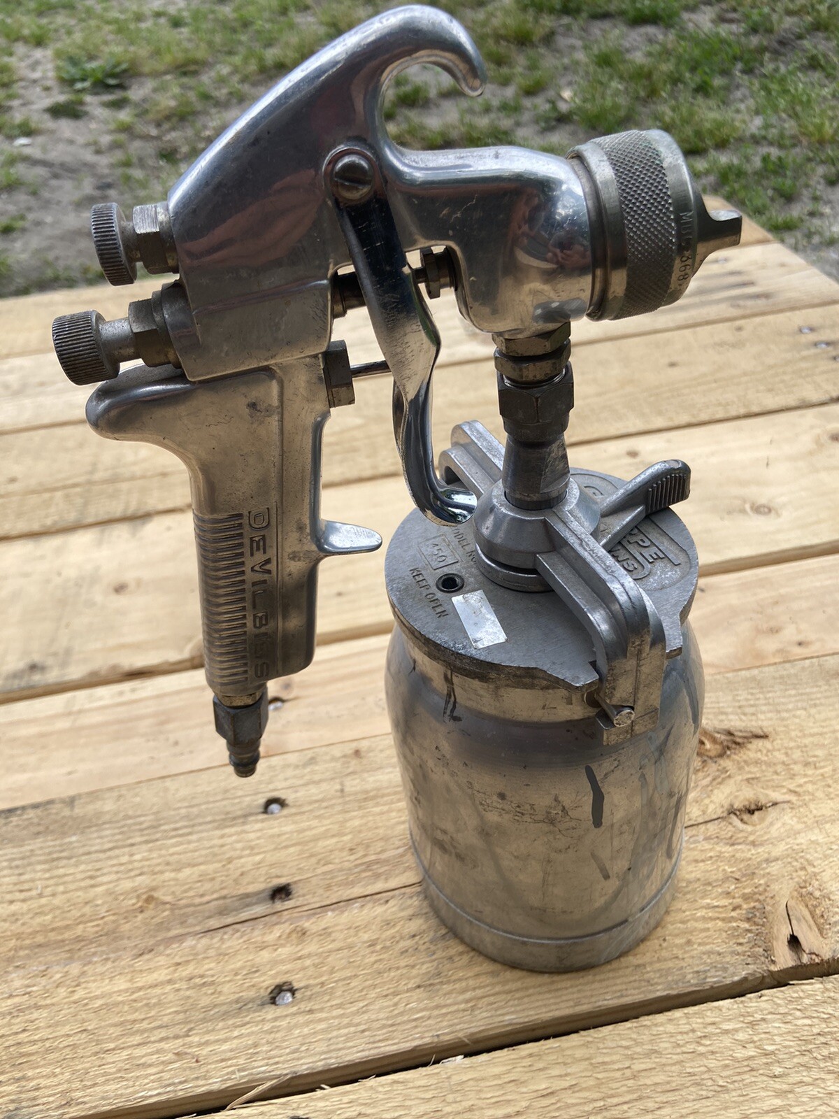 DeVilbiss Jga-502 JGA502 JGA 502 Siphon Spray Paint Gun and 30 Cap TGC ...