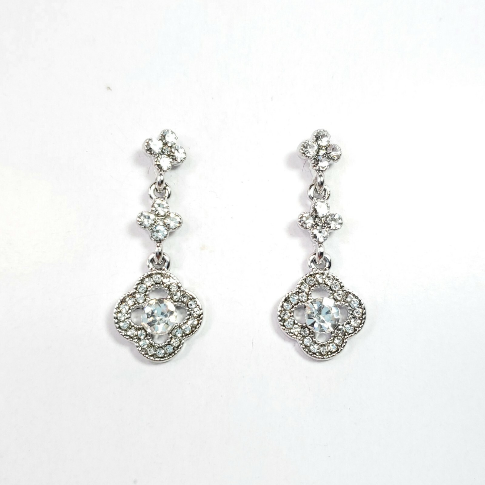 E0546 Silver Tone Rhinestones Deco Mini Triple Clover Shape Drop Dangle Earrings | eBay
