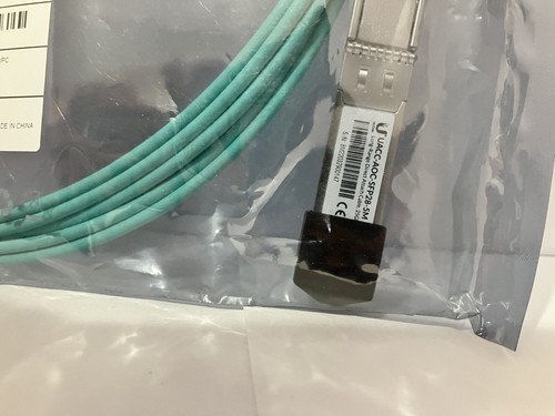 Ubiquiti Networks UACC-AOC-SFP28-5M Long-range Direct Attach Cable 16. ...