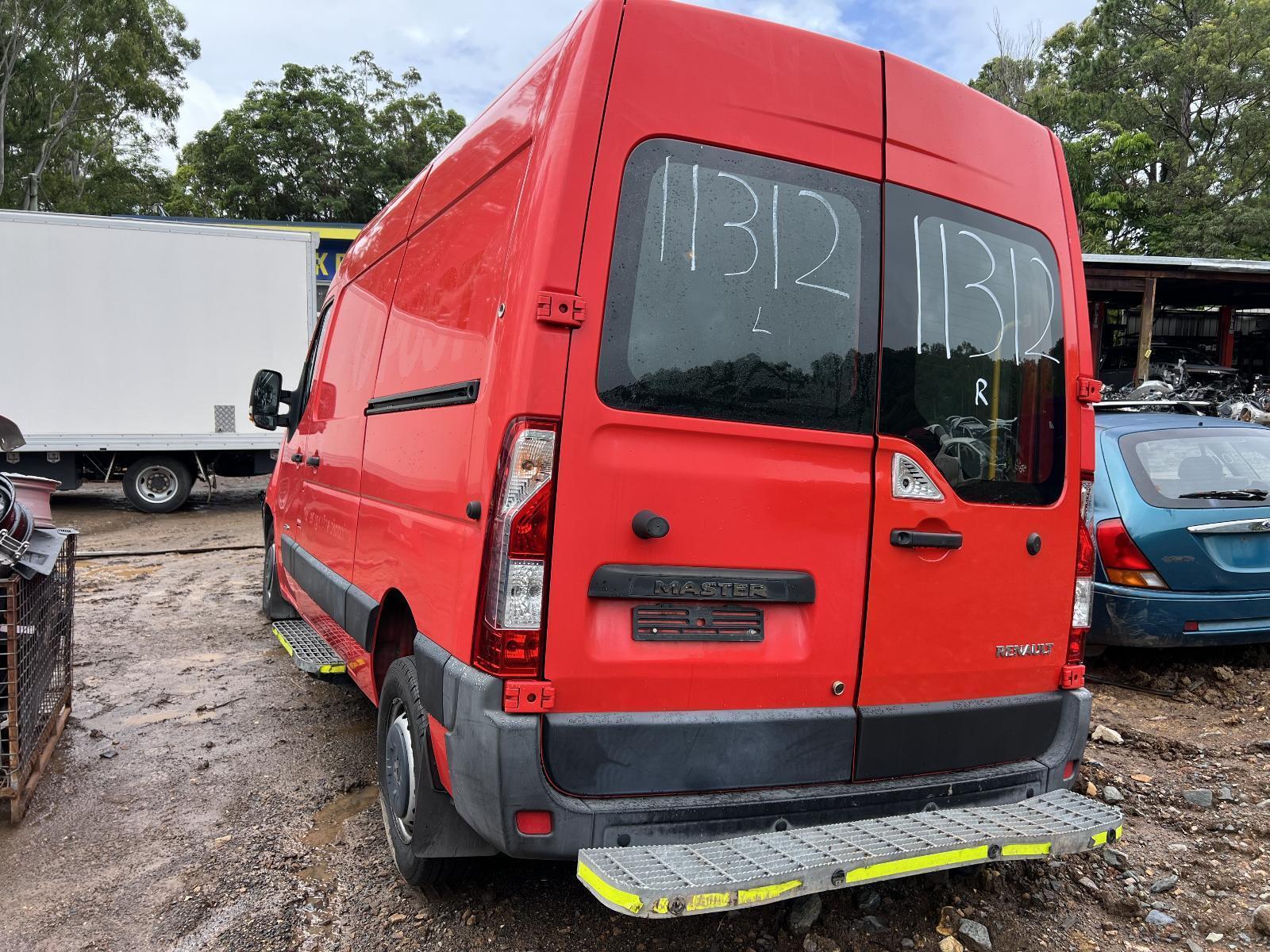 RENAULT MASTER DOOR HANDLE LH FRONT, OUTER, X62, 09/11- 11 12 13 14 15 ...