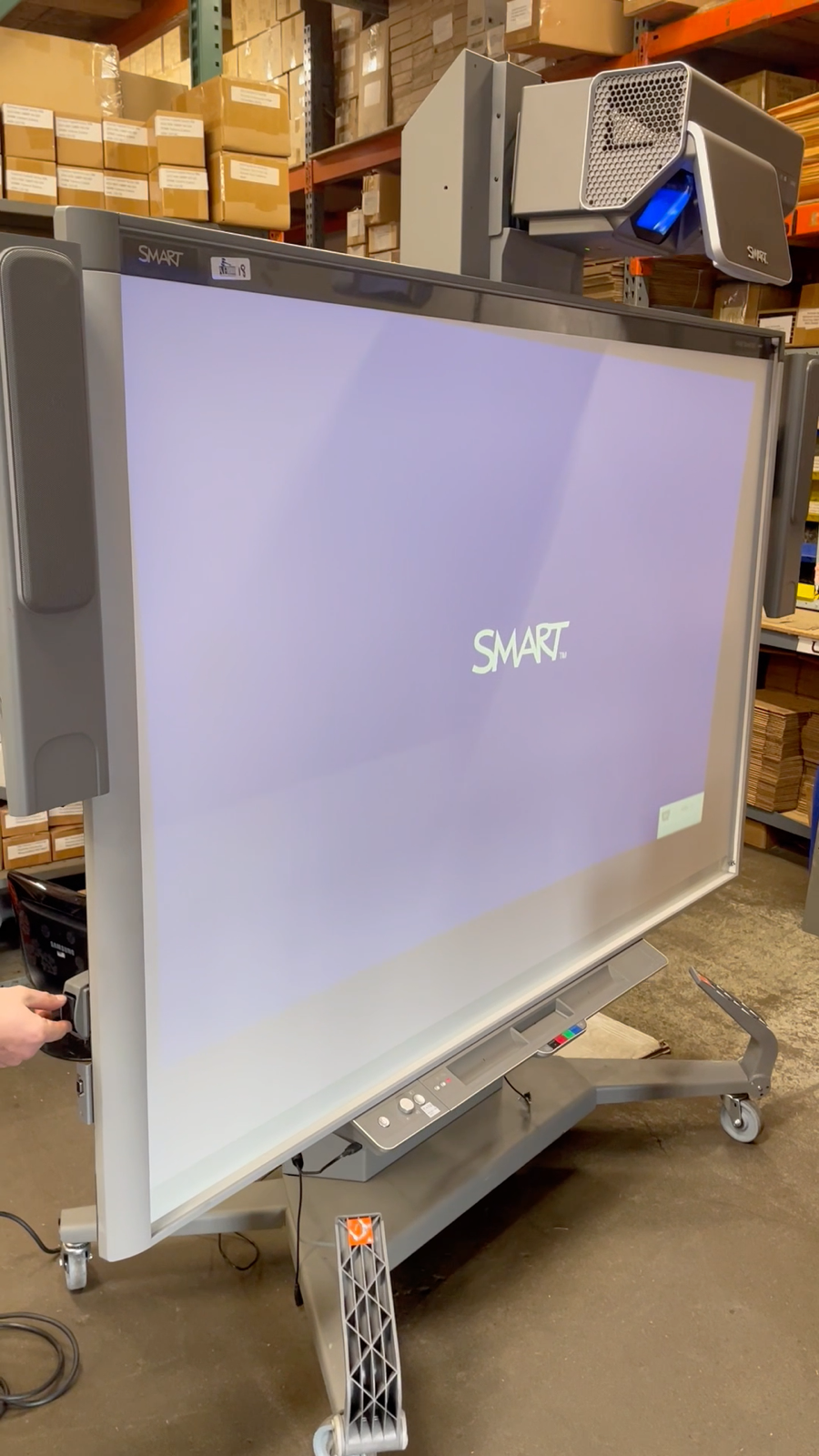 SMARTBOARD 800 DViT - 77in Interactive Whiteboard FSUX Mobile Stand SBA ...