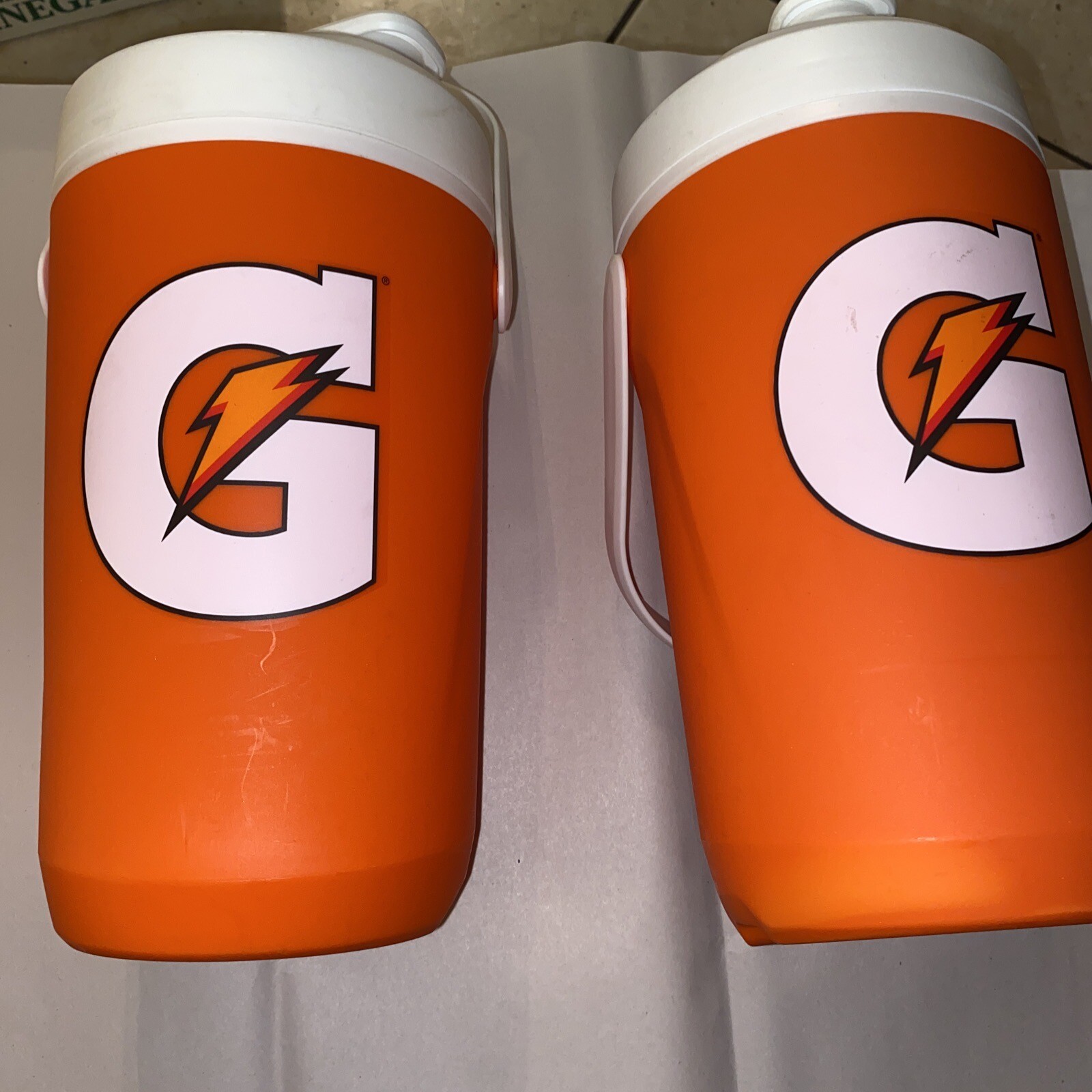 Lot Of 2 NWT GATORADE 64 oz Cooler Water Bottle Jug Orange White Handle ...