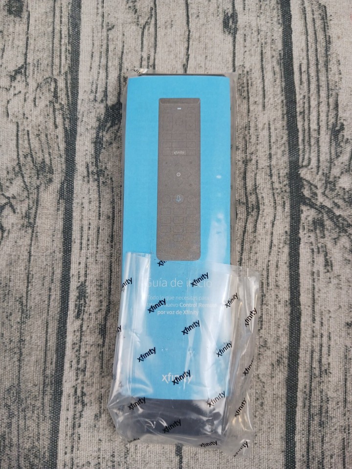 XFINITY (XR15) Voice Activated Remote With Batteries & Instructions ...