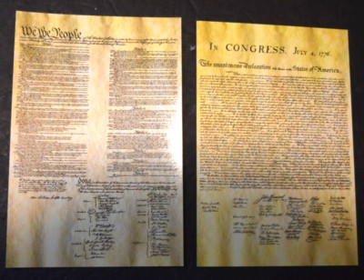 "CONSTITUTION OF US and DECLARATION OF INDEPENDENCE," 2 Postcards (4" x ...