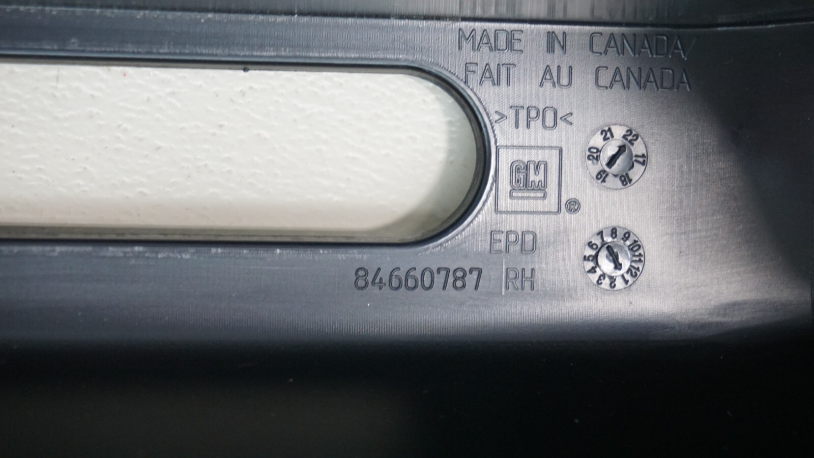 2020-2021 GMC SIERRA 2500 HD REAR RIGHT PICKUP BOX PAINT PROTECTOR OEM ...