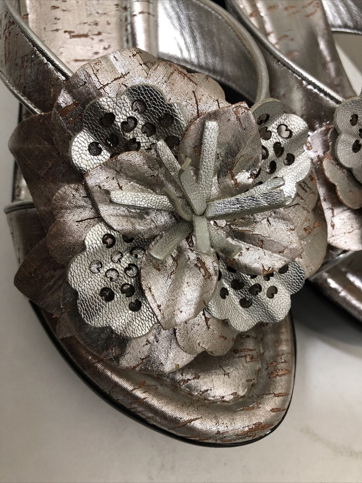 Donald Pliner Shann Silver Leather Floral Slide Wedge Platform Sandal ...
