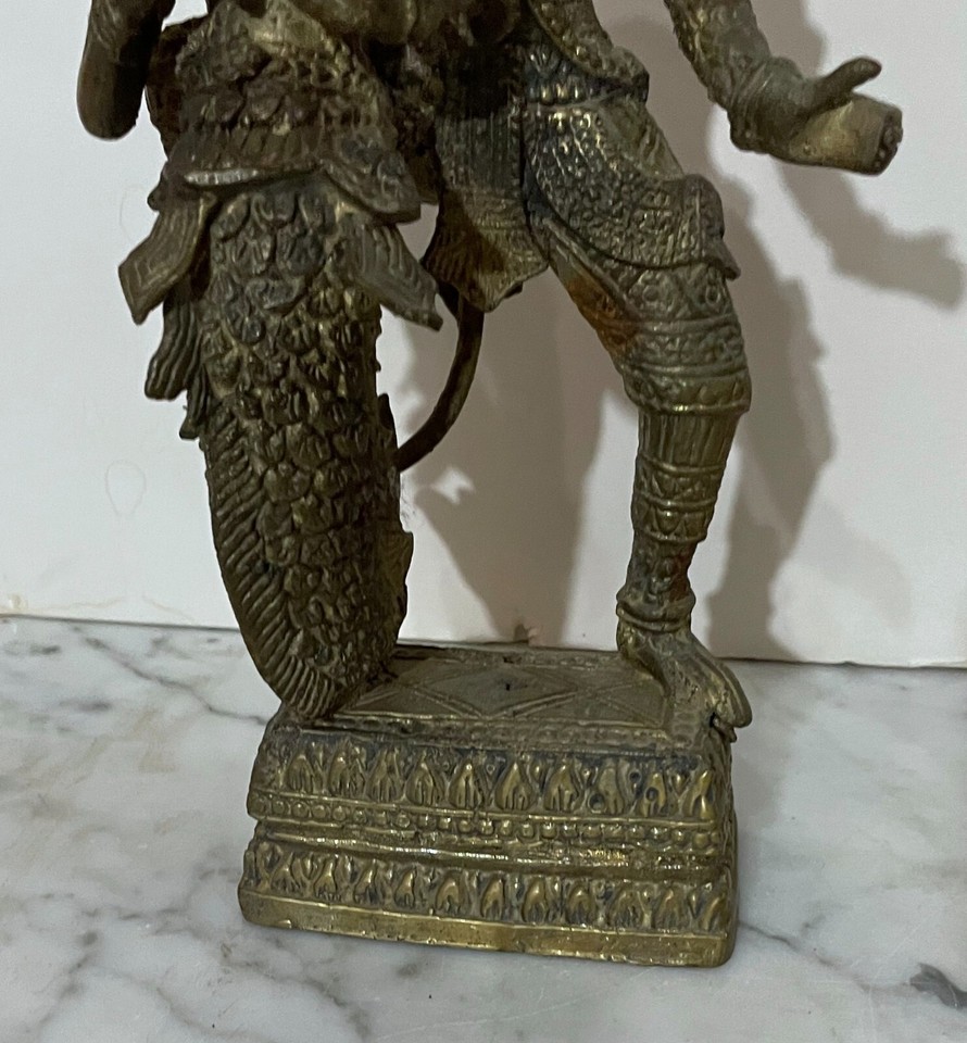 VINTAGE SOLID BRASS THAI BUDDHIST STATUE OF A DEITY HUGGING A FEMALE ...