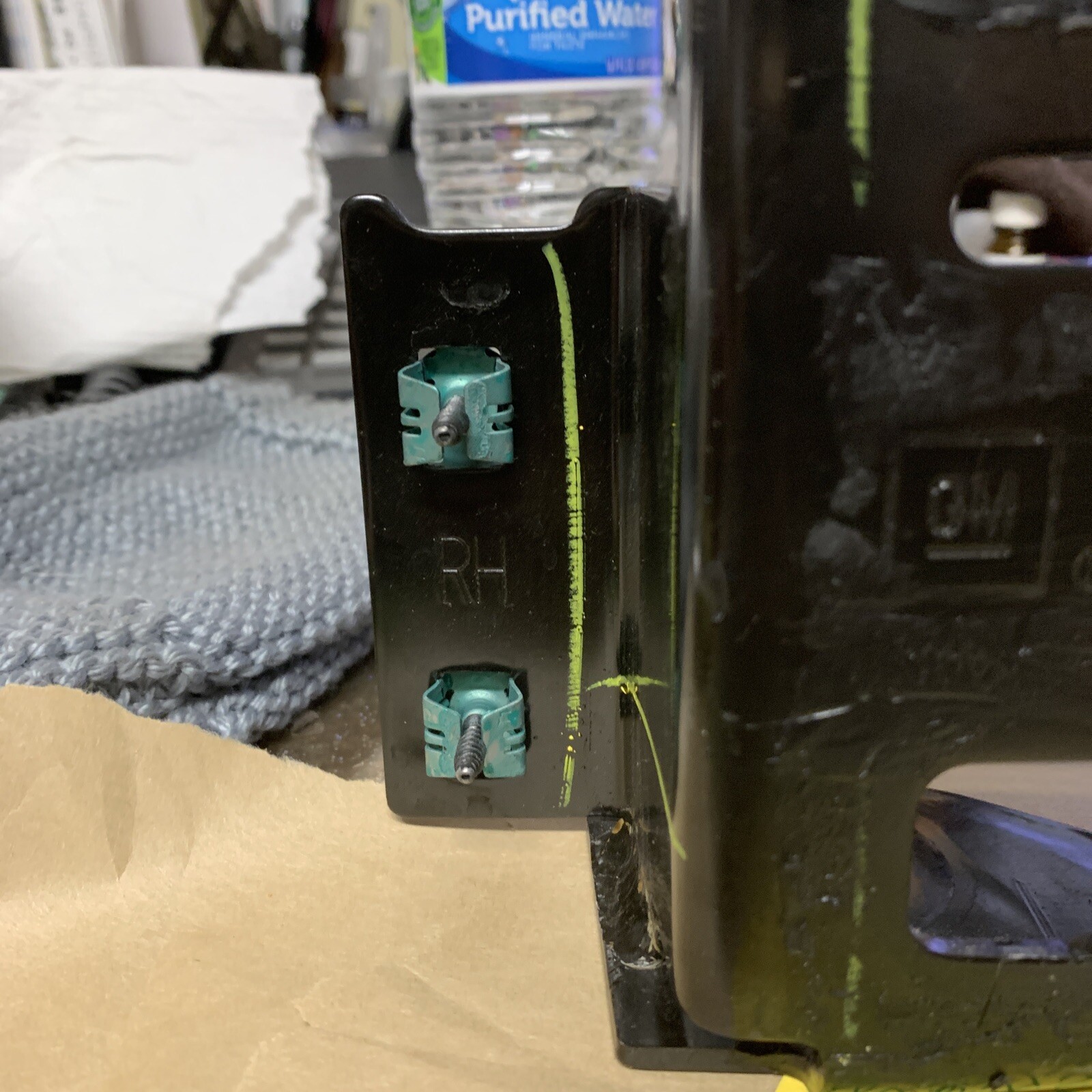 2020-21 Silverado Sierra 3500 2500 HD Front Support Brackets 84568470 ...