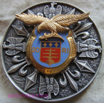 MED7516 - Paperweight Medal 20° Infantry Regiment | eBay