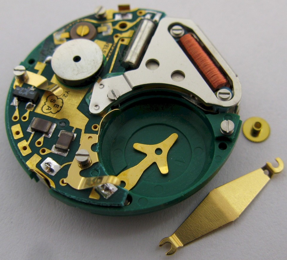 Movement ESA quartz 900 231 & 911 7 jewels 2 hands * circuit & LCD ...