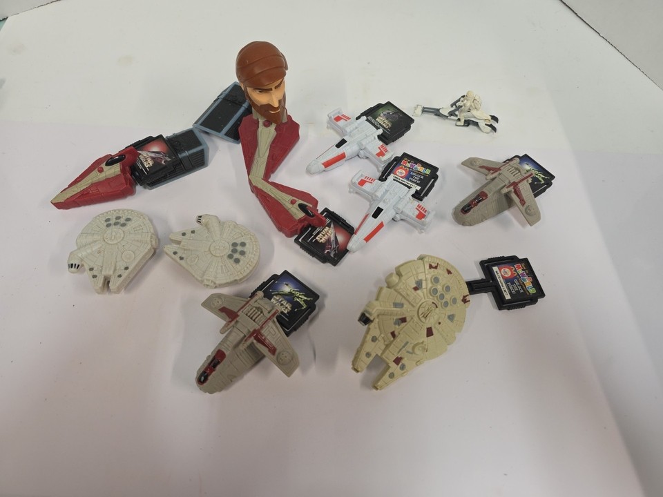 Star Wars Galatic Heros LFL Action Figures Millennium Falcon Skiff ...