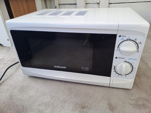 Cookworks 700W Standard Microwave MM7 - White. MSMB177S1 #139 A Grade ...