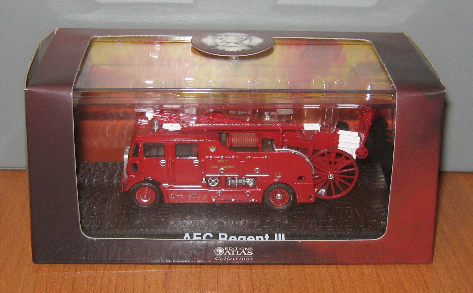 Atlas Editions AEC Regent III Fire Engine London Fire Brigade | eBay UK