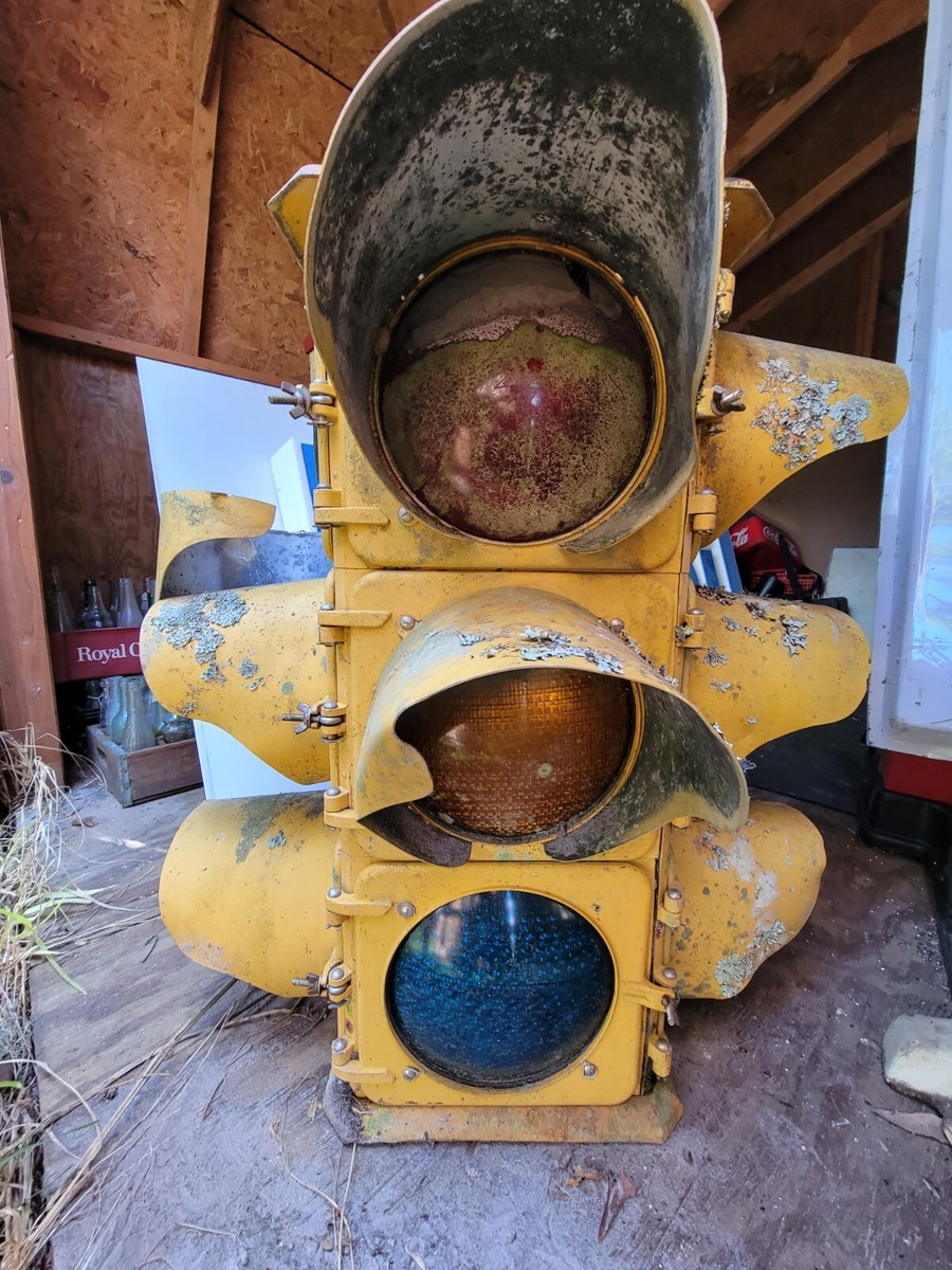 Vintage 4 Way Signal