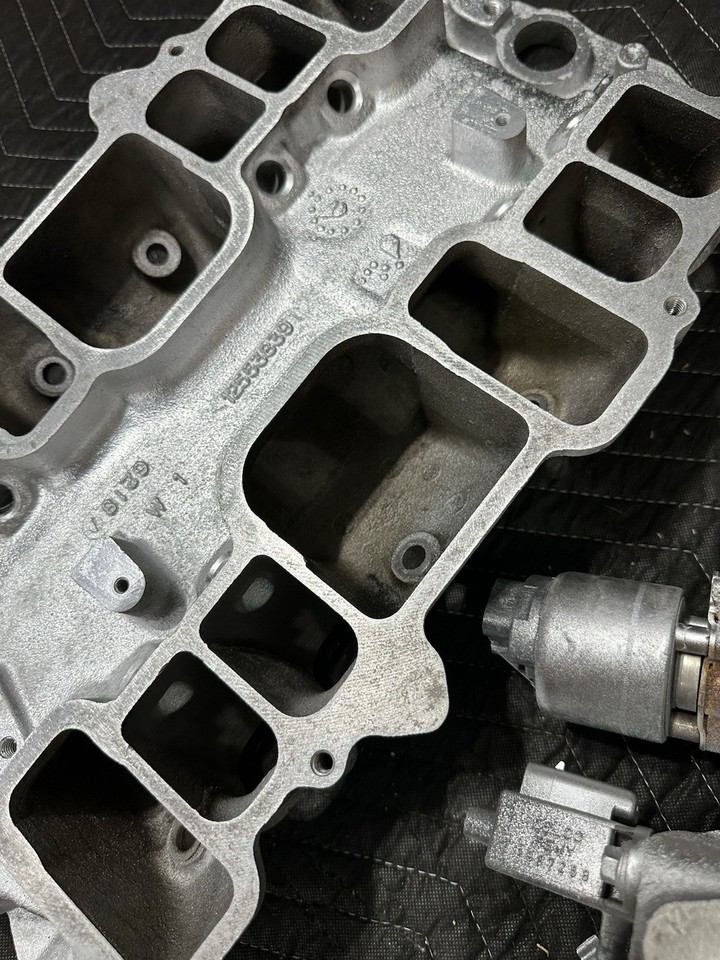 UPPER & LOWER 7.4L Vortec 454 Intake Manifold 12553838 12553839 Chevy ...