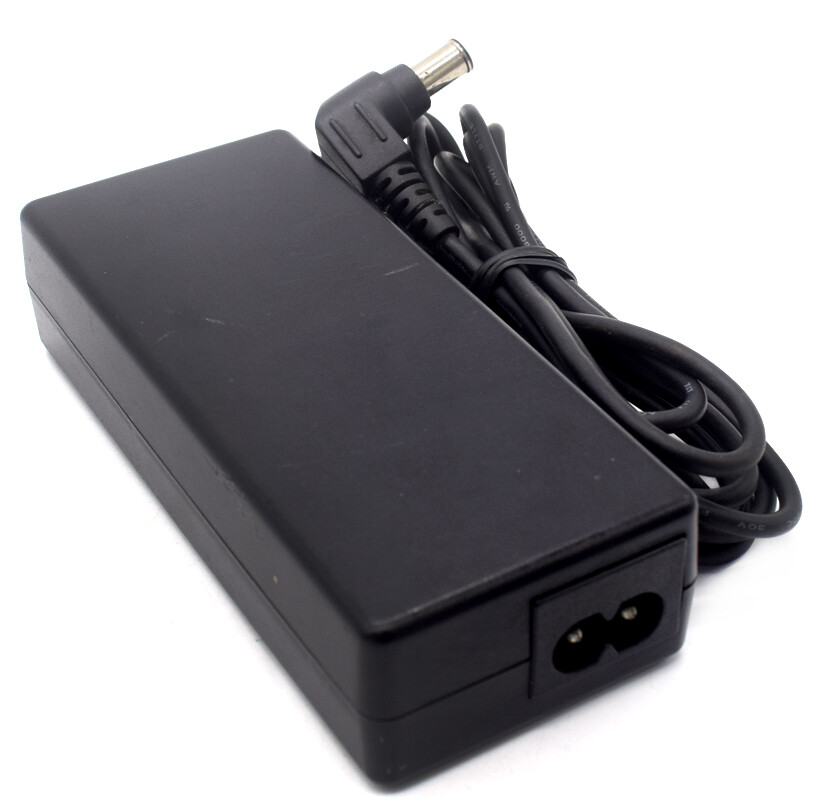 Fujitsu Lifebook E330 E335 E340 E342 E350 C425 Power Supply AC Adapter ...