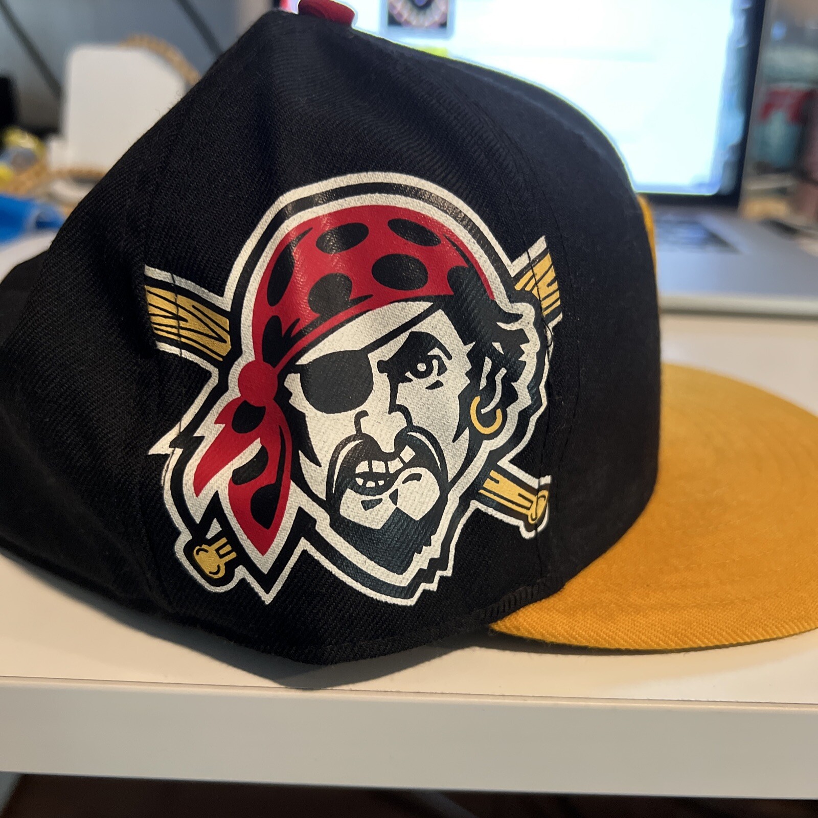 59Fifty New Era Pittsburg Pirates Black & Yellow Fitted Hat Size 7 1/4 ...