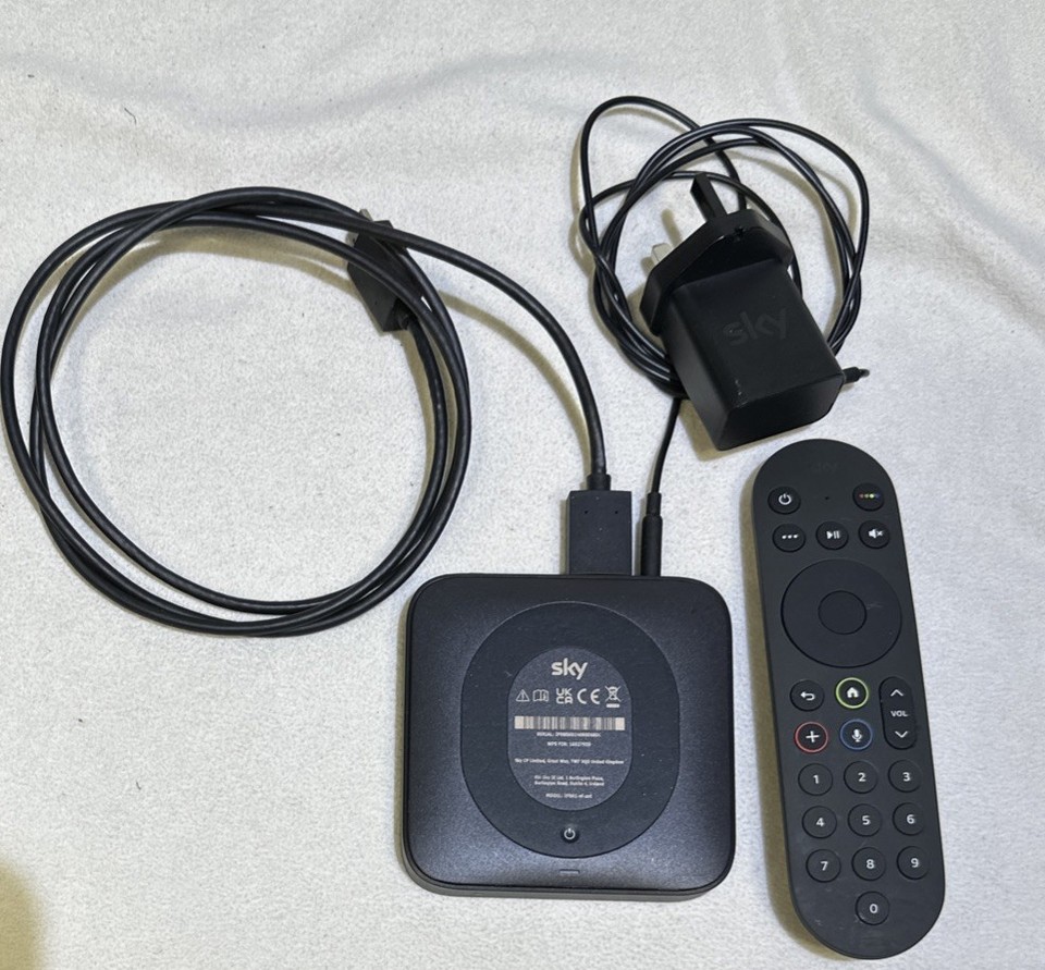Sky Stream Puck TV Box with Remote & Power Complete | eBay UK