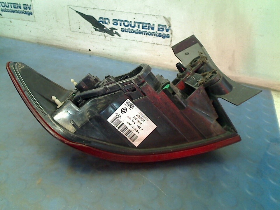 RÜCKLICHT RECHTS BUITEN Renault Clio IV (5R) 2015 265506608R | eBay