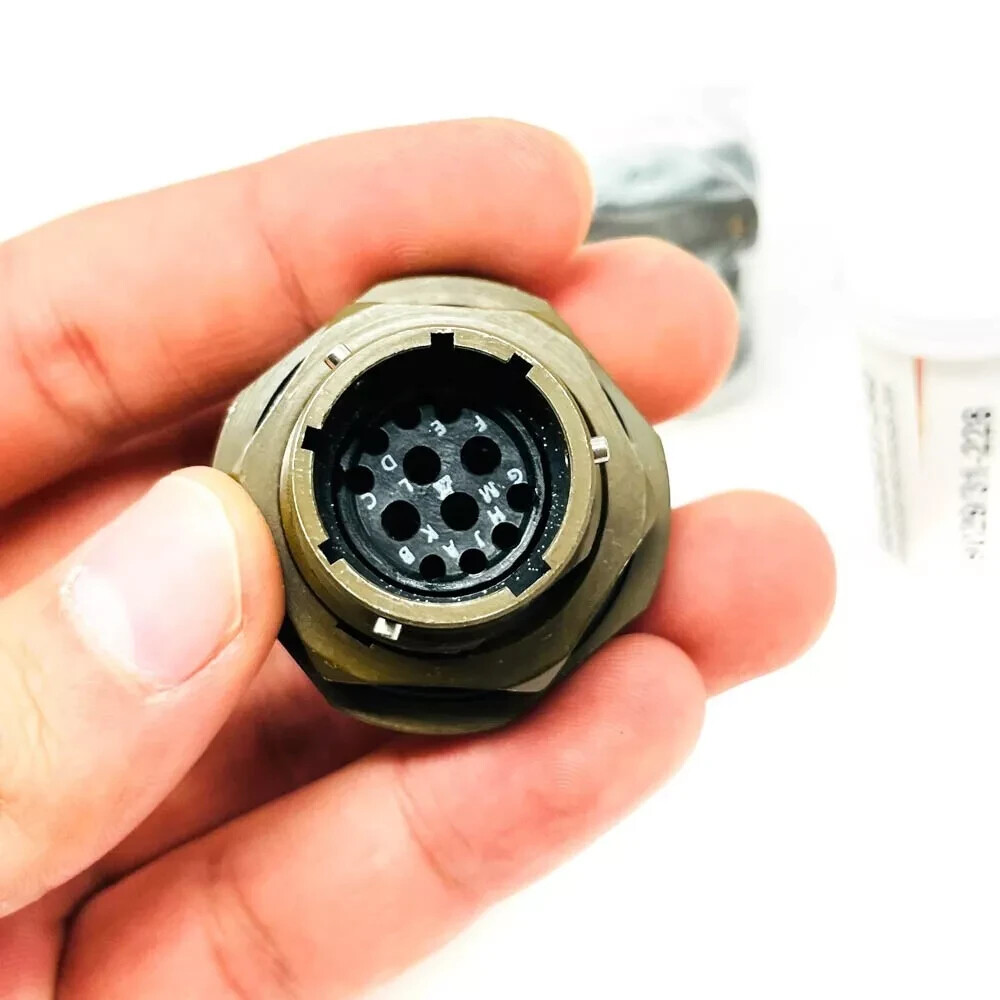 Amphenol MS3124F14-12P Circular MIL Spec Connector 12 Position w ...