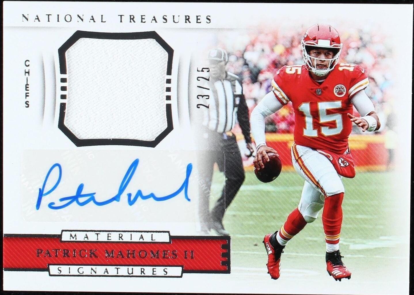 2018 Panini National Treasures - Material Signatures Patrick Mahomes II ...
