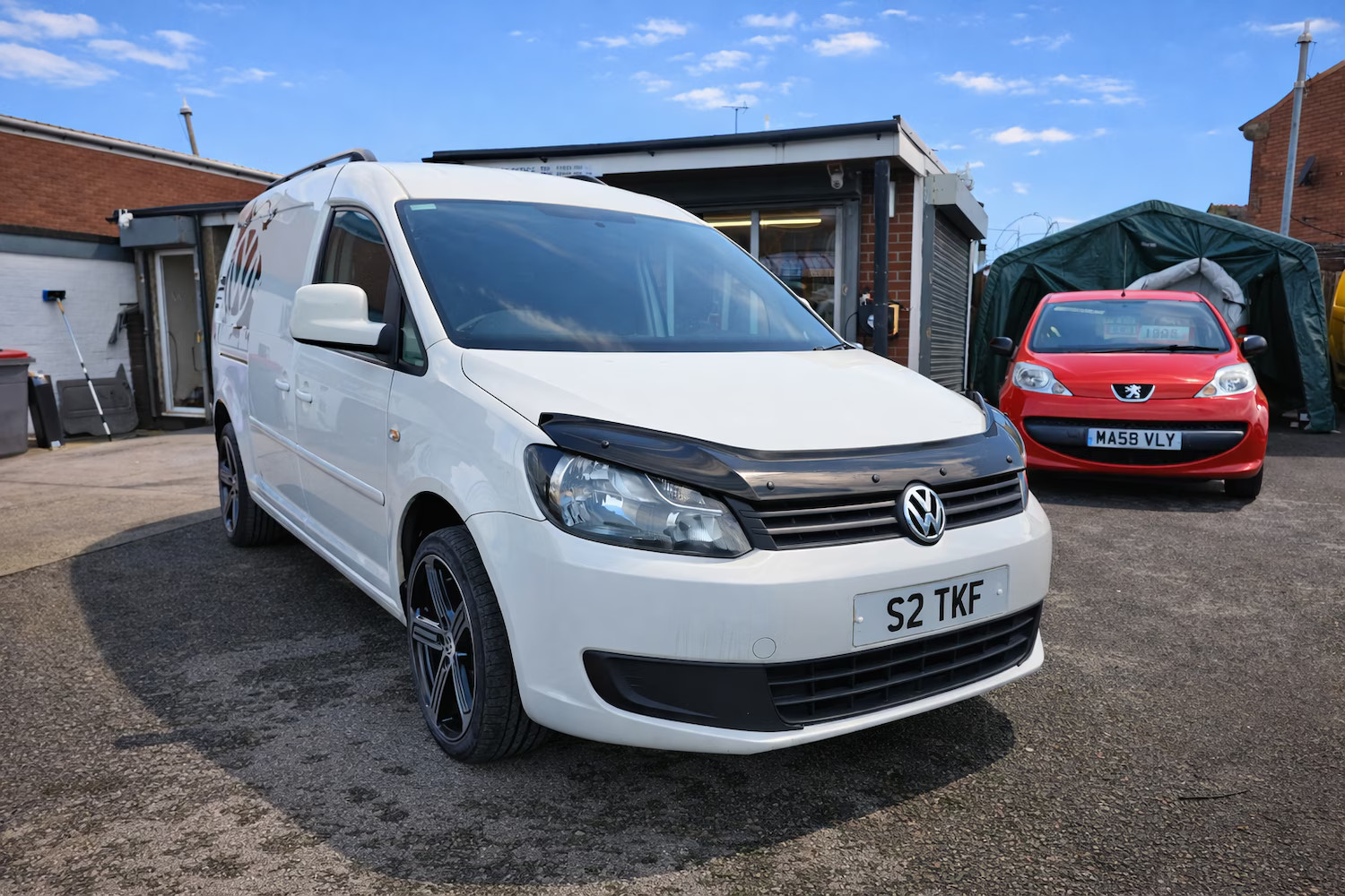 2011 Vw Caddy LWB Maxi crew cab 1 years mot alloys only £2999 | eBay UK
