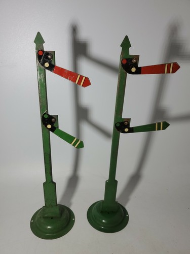 Vintage Lot of 2 11" Signal Posts Green Train Set Parts | eBay