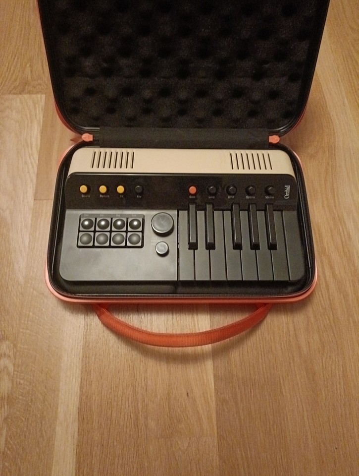 Telepathic Instruments Orchid ORC 300 Chord Synthesizer & Limited ...